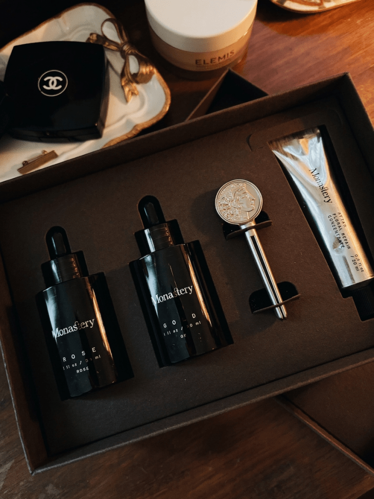 Botanical Skincare – Vivienne Austen